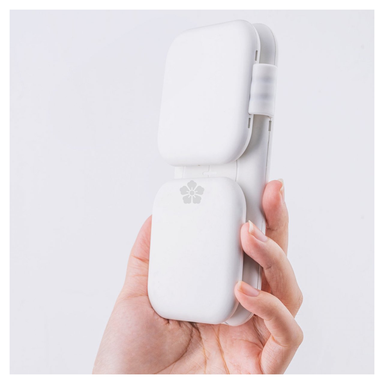 Promotional Xoopar Trafold 3 Wireless Charger, Personalised by MoJo ...